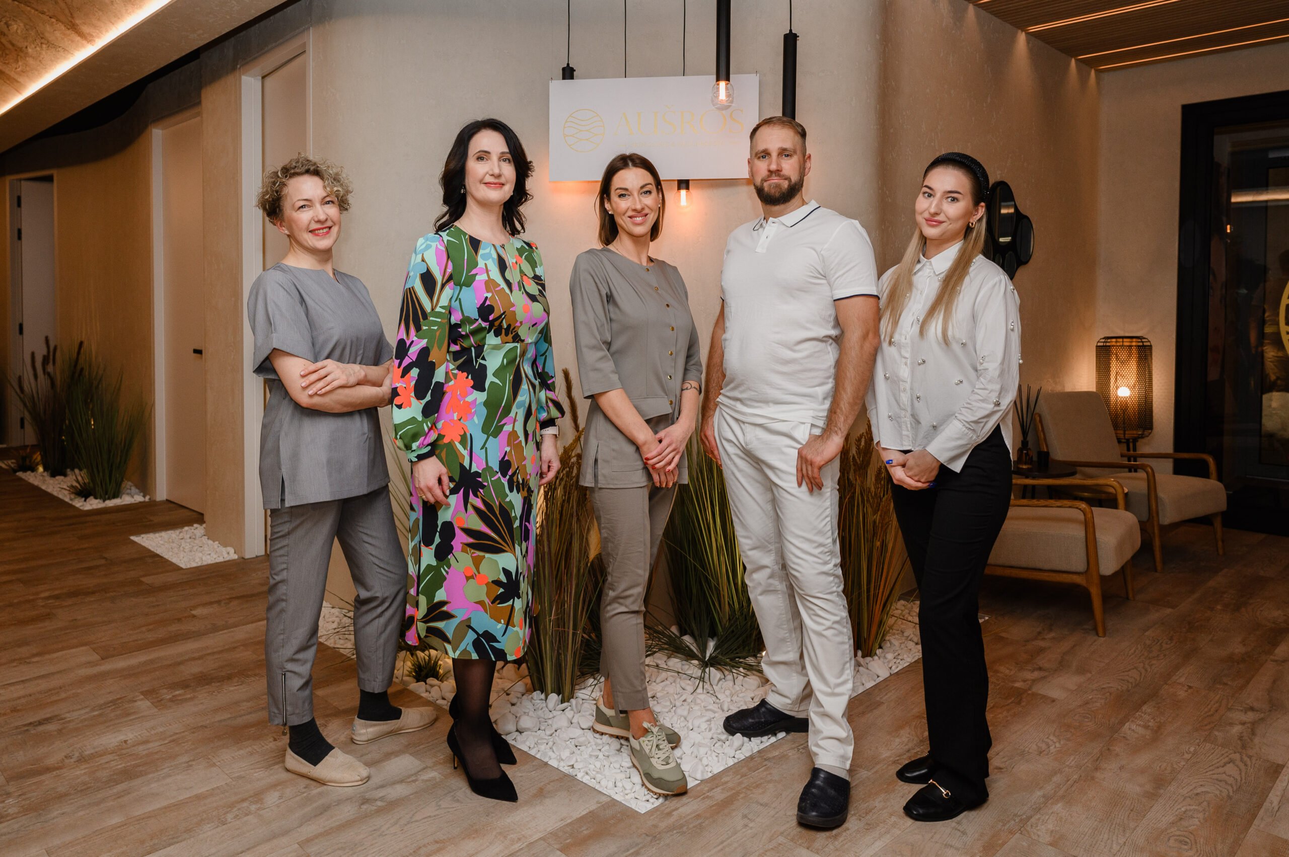 Į naujo SPA atidarymą rinkosi įžymūs žmonės - Aušros Skin Clinic ...